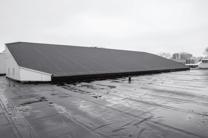 Essential Guide to the Problems with Flat Roofs and Their Solutions